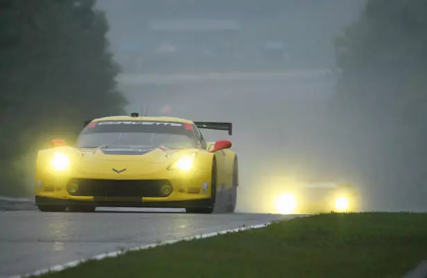 Corvette 1-2 Overall f'Rain Soaked Warmup