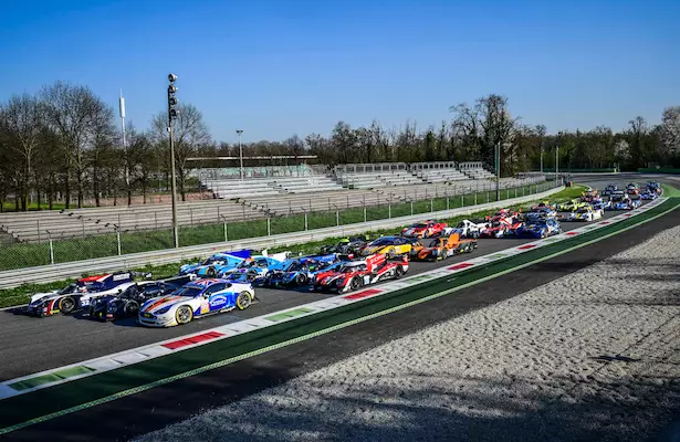 Monza Return을 위한 ELMS 세트; 항목 목록에 36 자동차