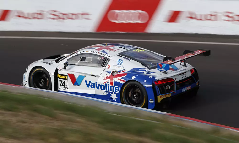 Audi Factory Stars in Jamec Pem Kuingia kwa Bathurst 12H