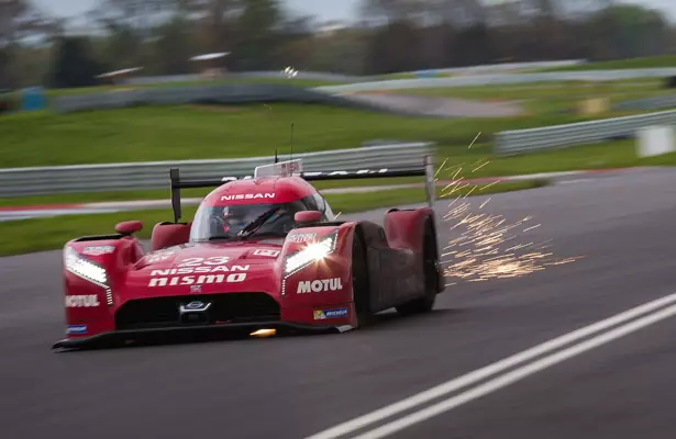 Nissan continúa con las pruebas del GT-R LM NISMO en Kentucky