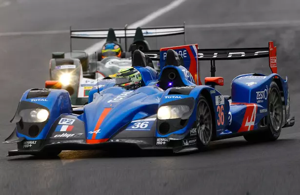 A Signatech Alpine uralja a Hungaroringet