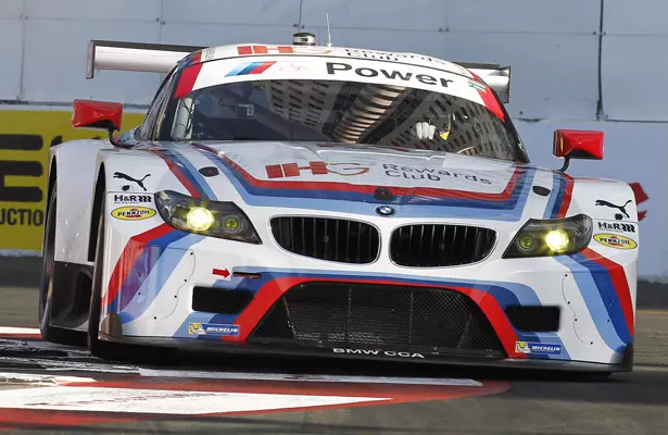 Auberlen vezet a BMW 1-2-ben a GTLM-kvalifikációban Long Beachen