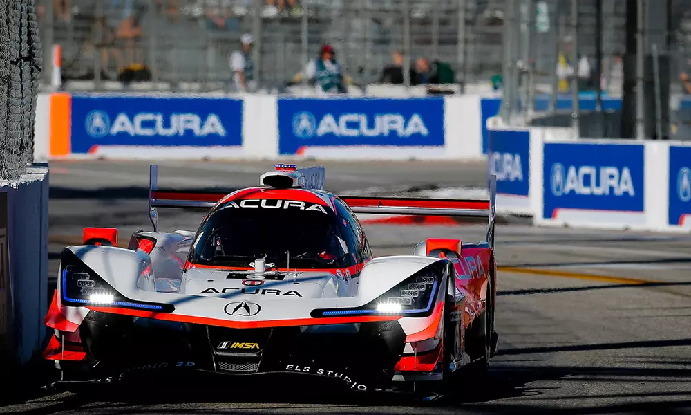 Acura "heyecana Nû" tîne Bûyera Long Beach