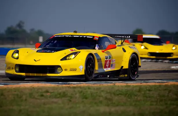 Chevy Building New Corvette C7.R GTE automobilis 2016 m