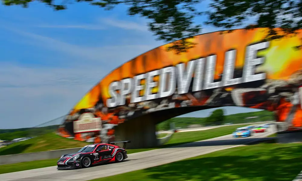 KOLKMANN: Road America dan Roads of America