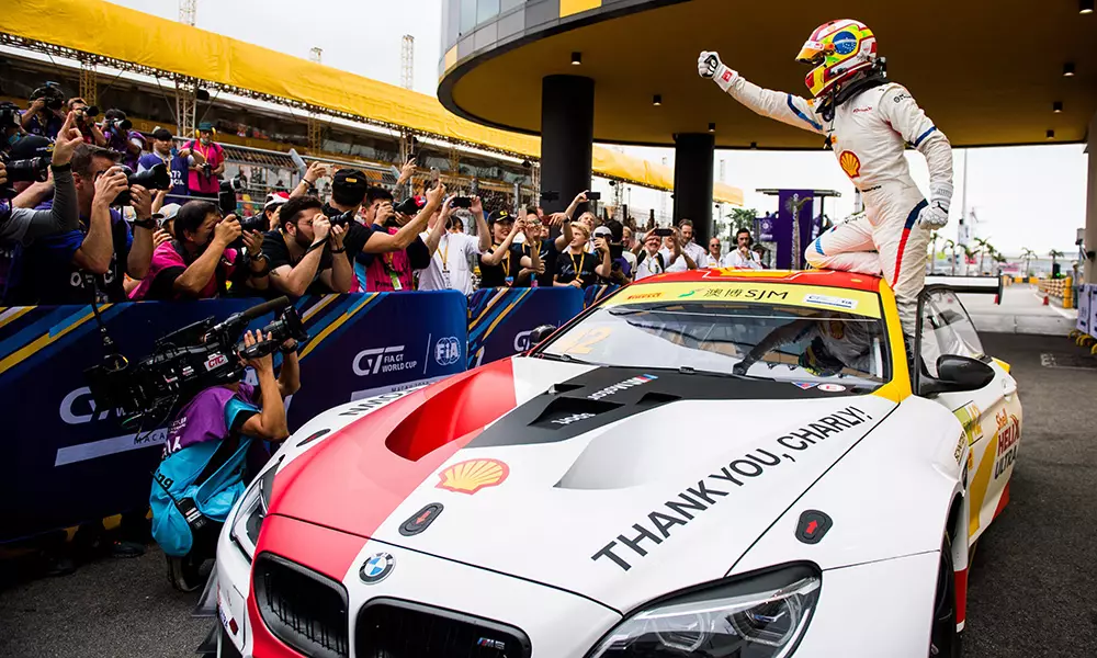 Farfus y BMW ganan la emocionante Copa del Mundo FIA GT en Macao 13827_2