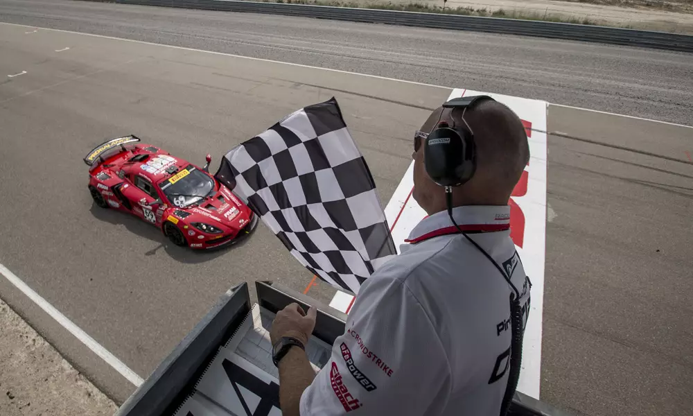 Gottsacker იგებს Race 2; Welch, Sofronas Claim GTS SprintX Title