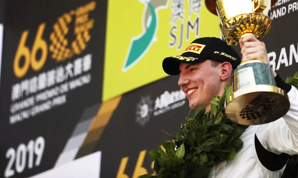 Marciello Melewati Akhir Pekan untuk Kemenangan Pertama FIA GT World Cup