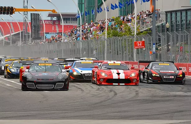 Tandy PWC Toronto Race 1 Qalibiyyətini Alır