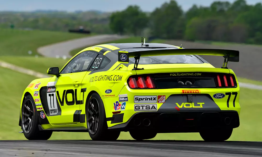 VOLT Mustang uzvar GTS Race 1 16887_2