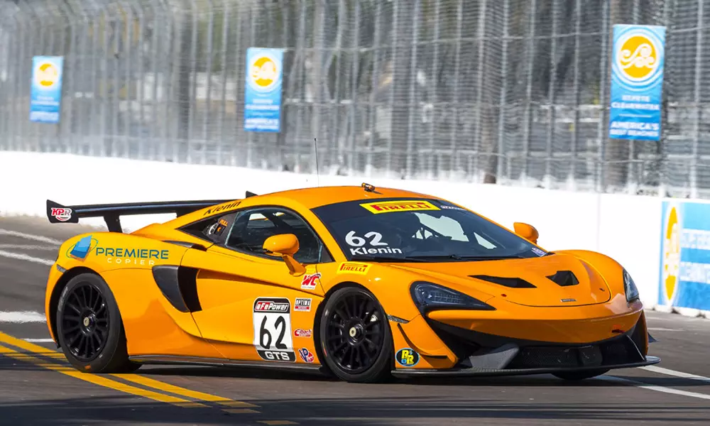 Klenin Kubwerera ku GTSA Mpikisano ku McLaren GT4