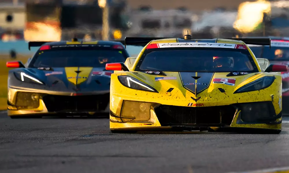 Corvette confirméiert Second Car fir Daytona; Sorensen dobäi 18712_2