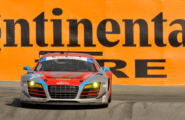 Cosmo, Byrne Begleiten Sie Flying Lizard nach Monterey