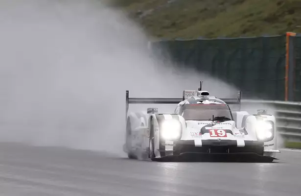 Porsche Tops Wet Thursday in Spa