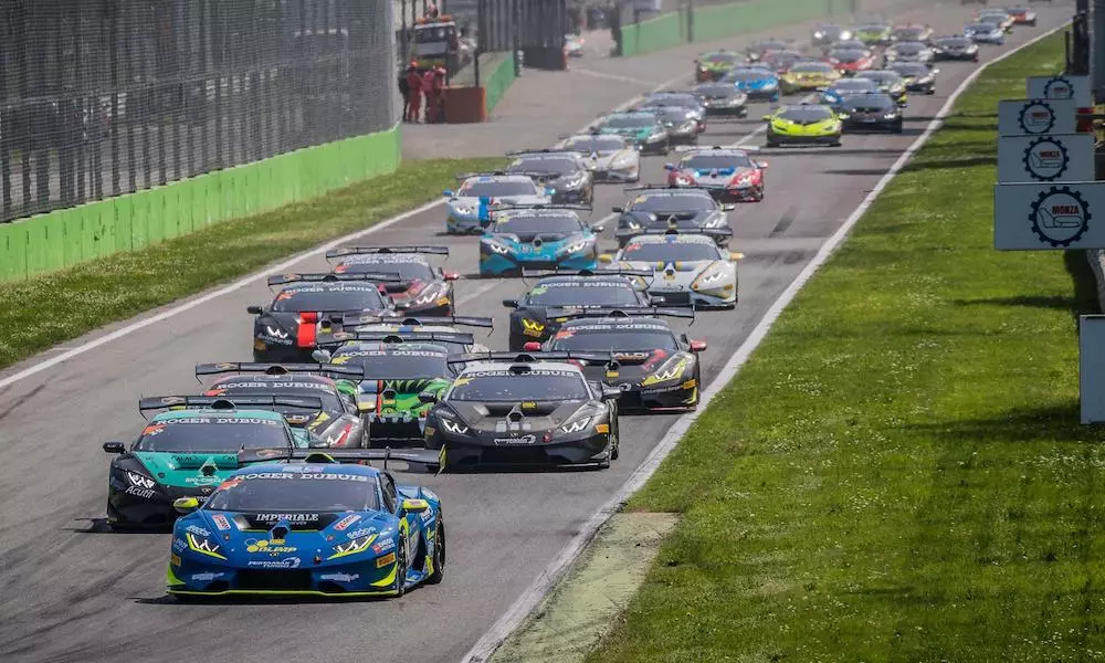 Ang Super Trofeo Posts Gipalapad nga Entry para sa Season-Opener 23385_2