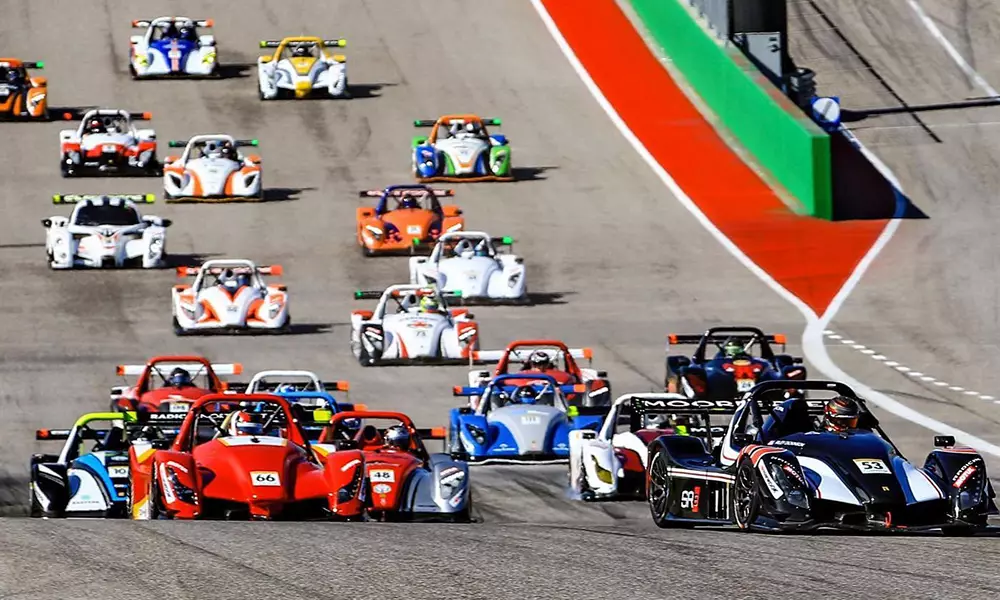 由當地人推動的保險槓 COTA Grid，新的 Radical SR10 2472_1