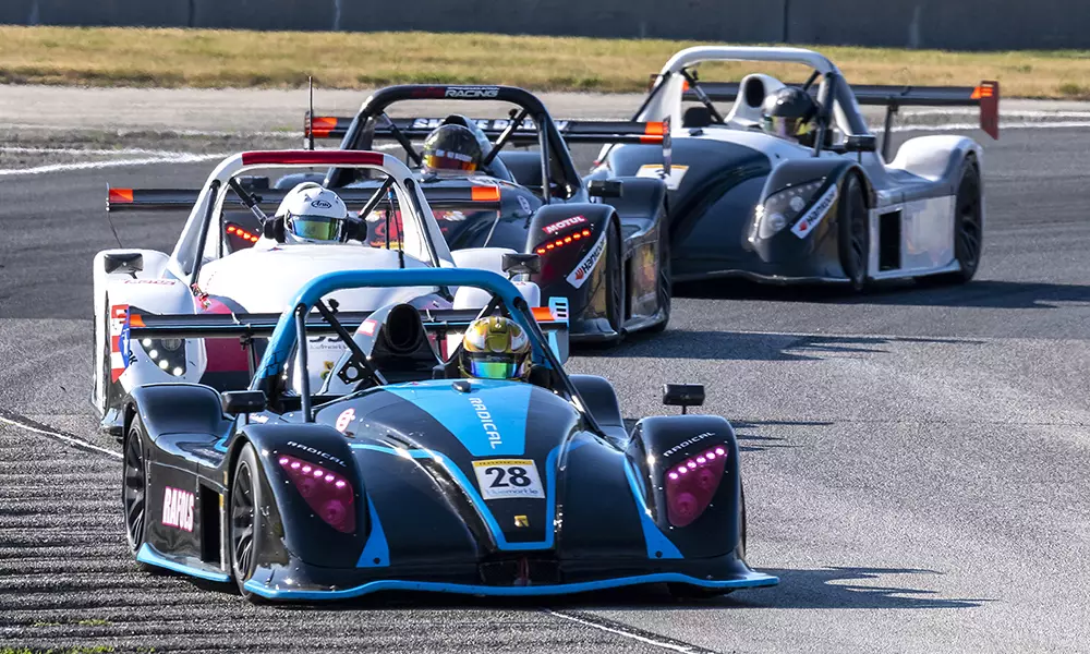 Mreža COTA odbijača, ki so jo okrepili domačini, novi Radical SR10 2472_3