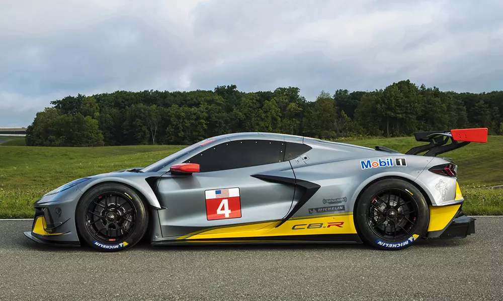 Corvette C8.R په کینیډي سپیس سنټر کې د حیرانتیا وړ پیل کوي 25616_4