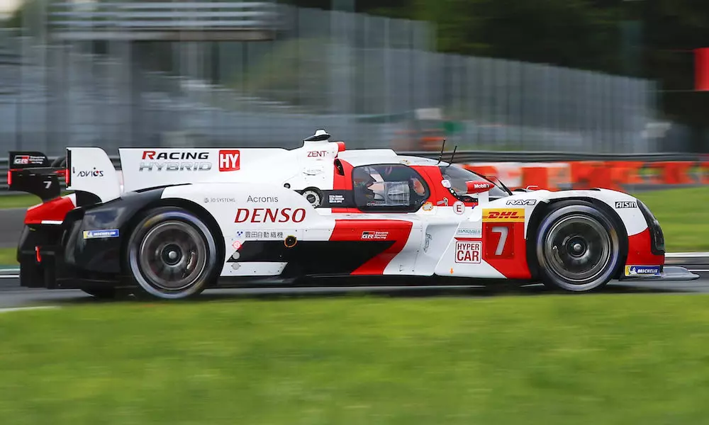 López lidera a Toyota 1-2 en la práctica de apertura de Monza