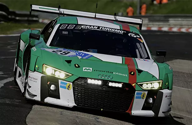 Land Audi лідзіруе ў N24 гадзіну 4 на фоне затрымак Glickenhaus