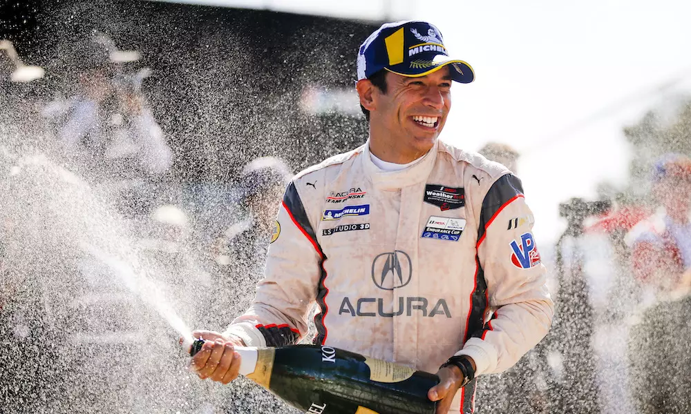 Castroneves Celante "Prenu la Evidon" en DPi Points ĉe Mid-Ohio