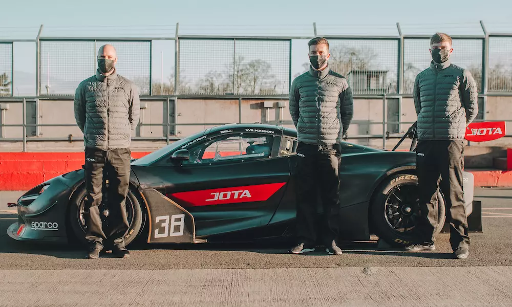 A JOTA a McLaren 720S GT3-at a Factory Driver Trióval futtatja 35135_2