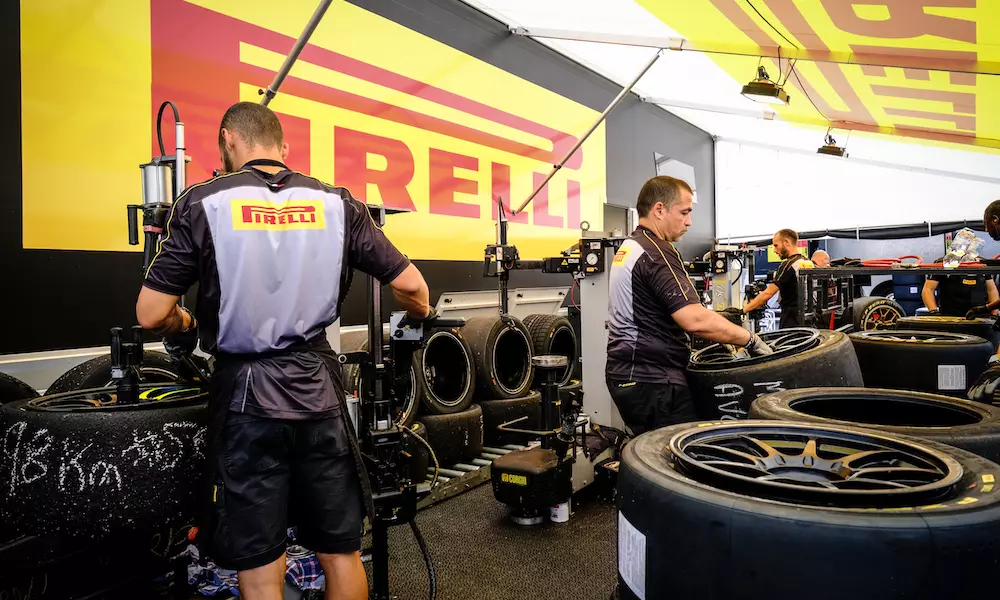 Pirelli 2020-ci ildə yeni GT3 təkərini təqdim edəcək 35831_2