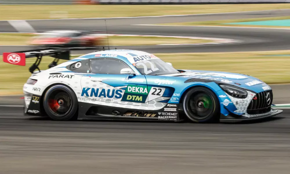 Auer nimt sneon Pole op Lausitzring