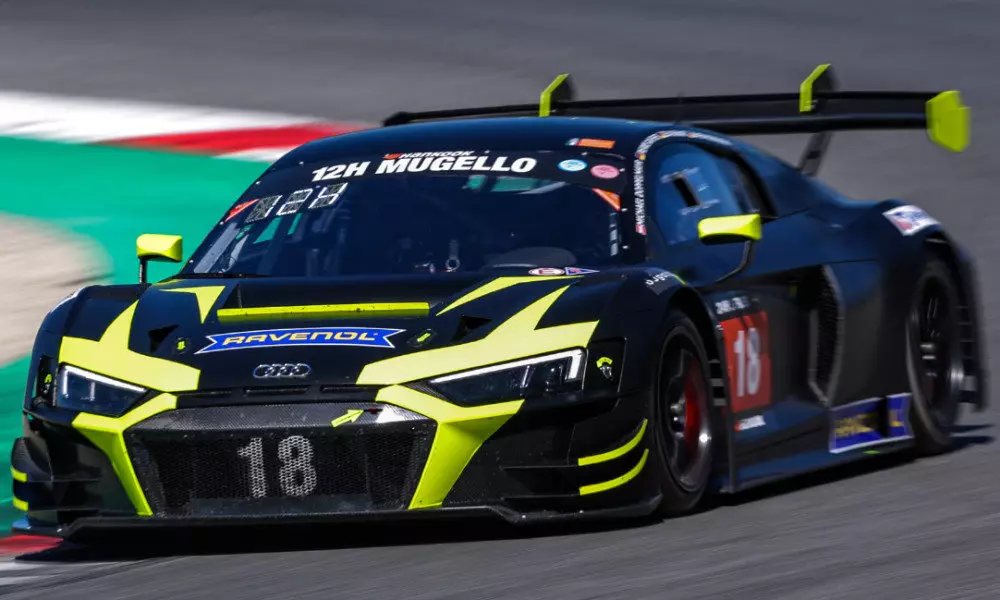 Phoenix Racing Takes Pole cho 12H Mugello