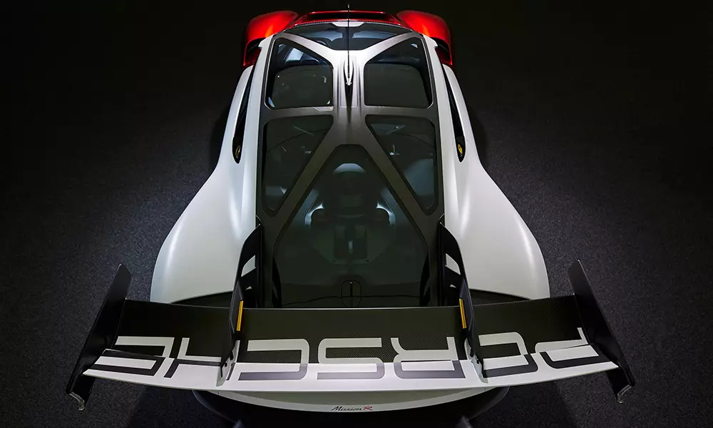 Porsche revela o conceito totalmente elétrico Mission R 474_2