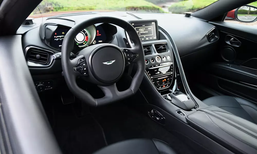 TEST DRIVE: Aston Martin DBS 524_4