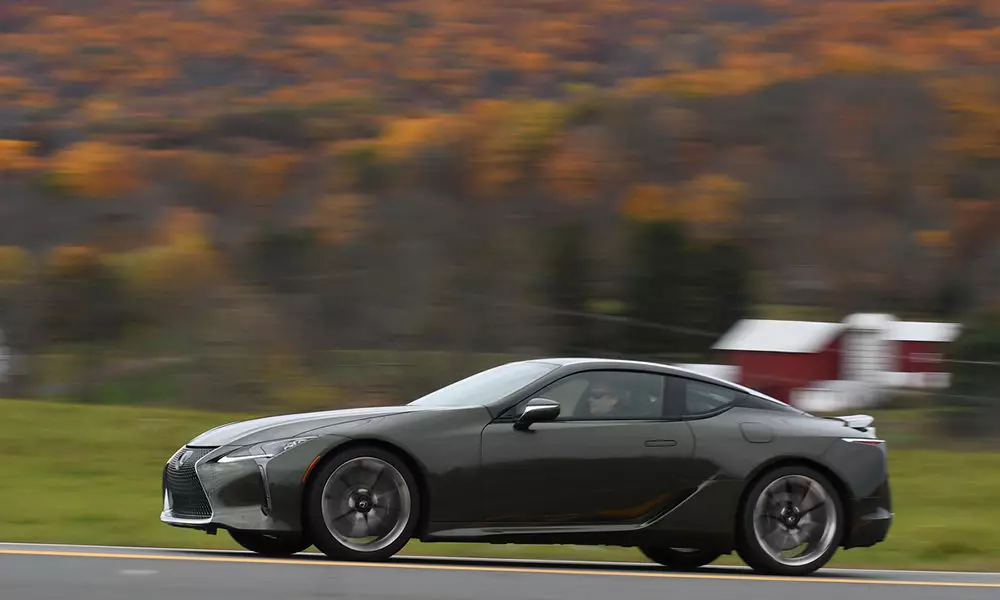 PRUEBA DE CONDUCCIÓN: Lexus LC 500