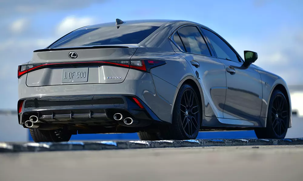 Το Lexus IS 500 F Sport Launch Edition αποκαλύφθηκε στο Sebring 532_2