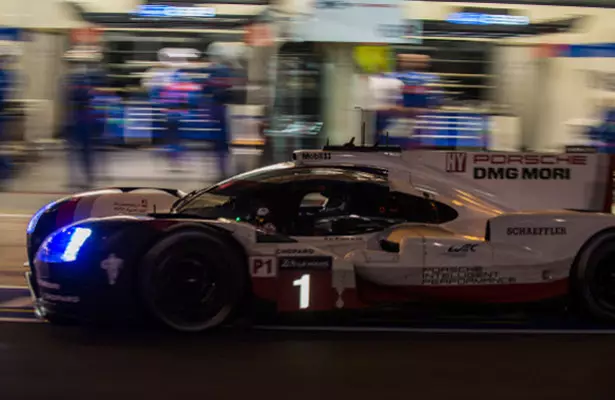 Porsche í stjórn á miðri leið á 24H Le Mans 6512_1