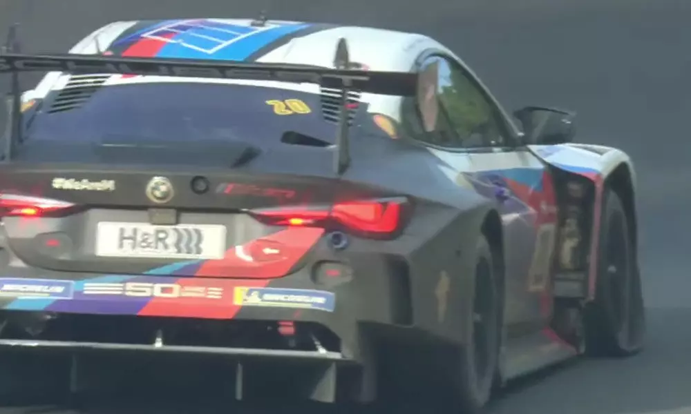 De Schubert BMW fällt zréck nom Barrier Hit