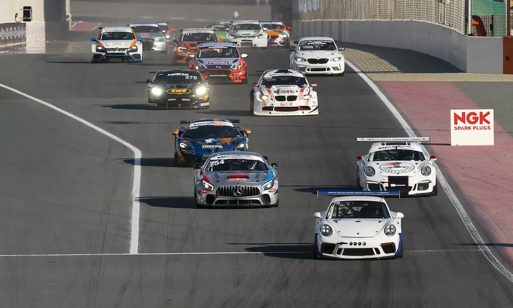 Porsche Cup za ljubitelje brzine pobjeđuje u utrci podrške 6H u Dubaiju 7812_1